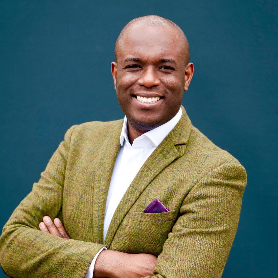 Chris Jones - Relationship Expert at Ukraine-Woman.com